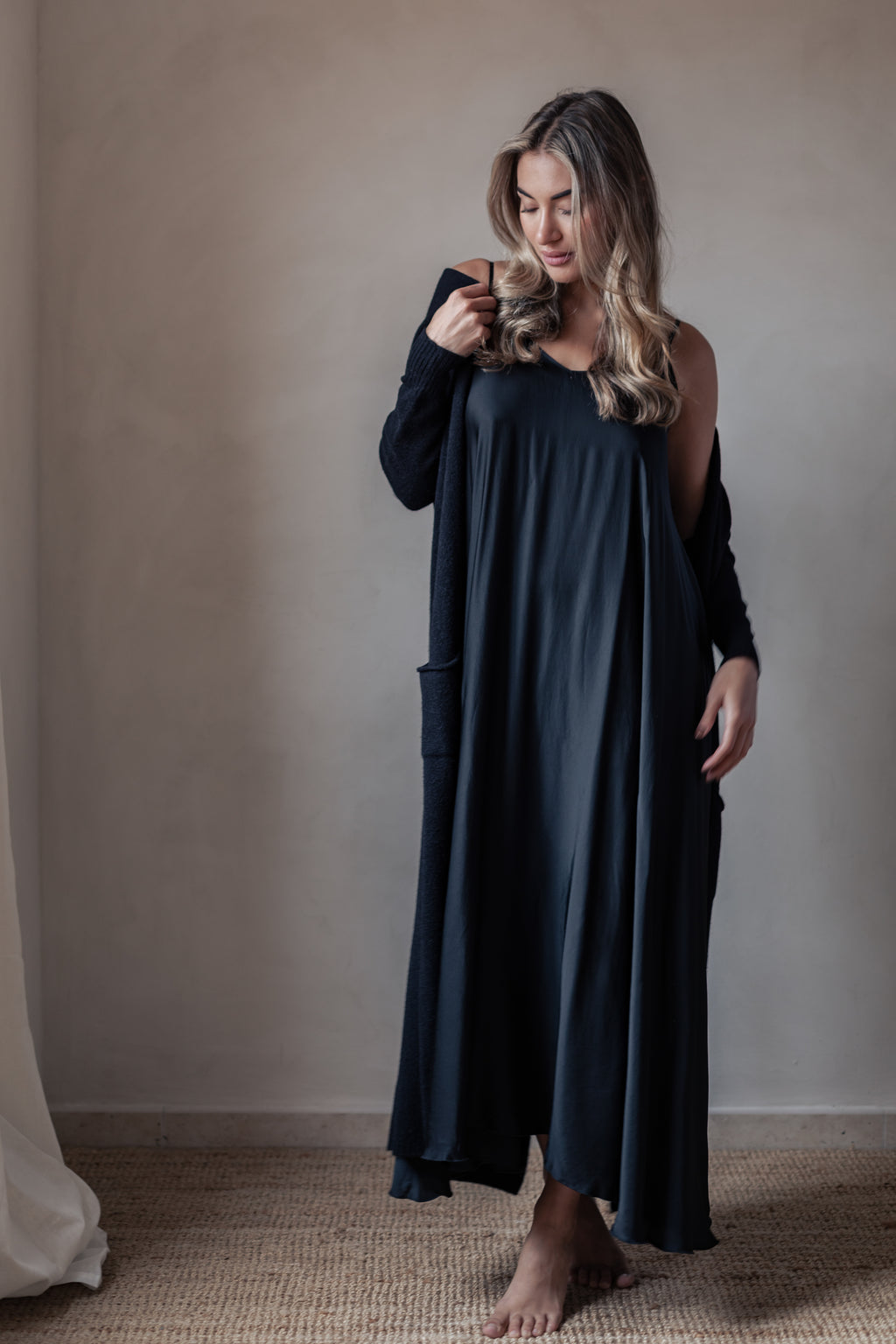 Pure Ease neuletakki, musta – BYPIAS