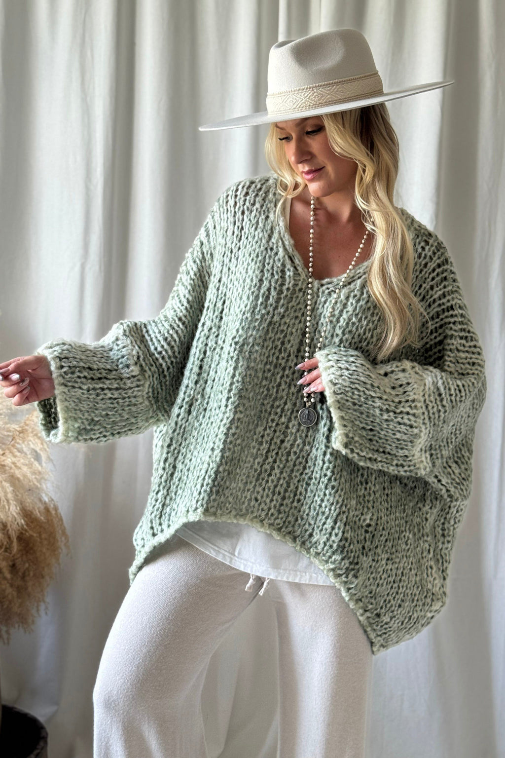 Boho Romance neule, sage – BYPIAS