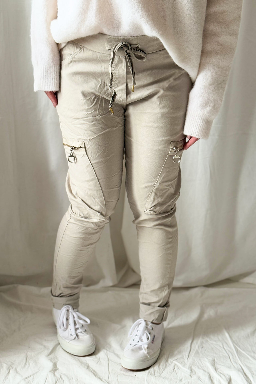 Cargo joggerit, beige – BYPIAS