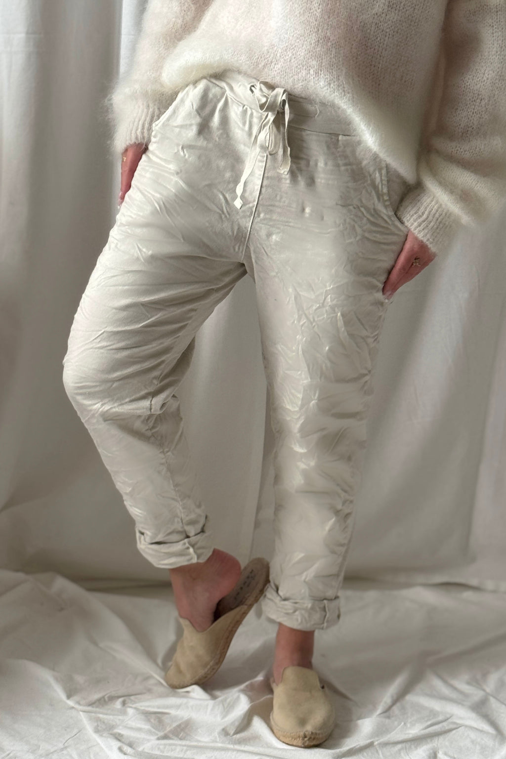 Perfect joggerit, hiekka – BYPIAS