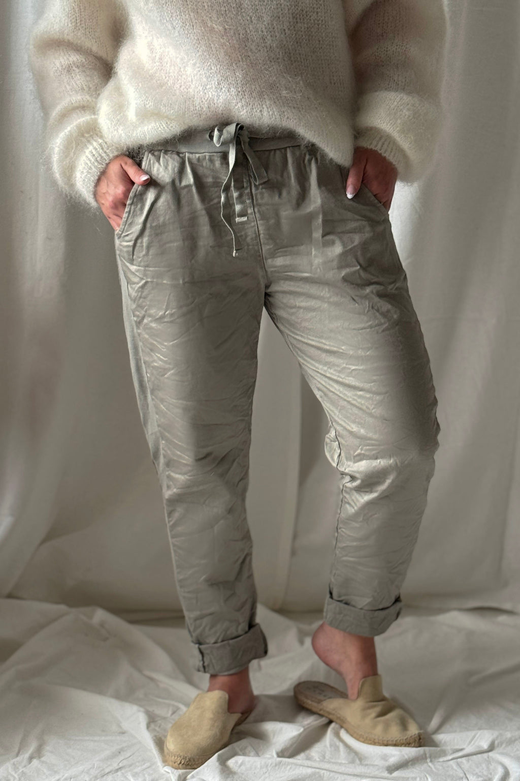 Perfect joggerit, taupe – BYPIAS