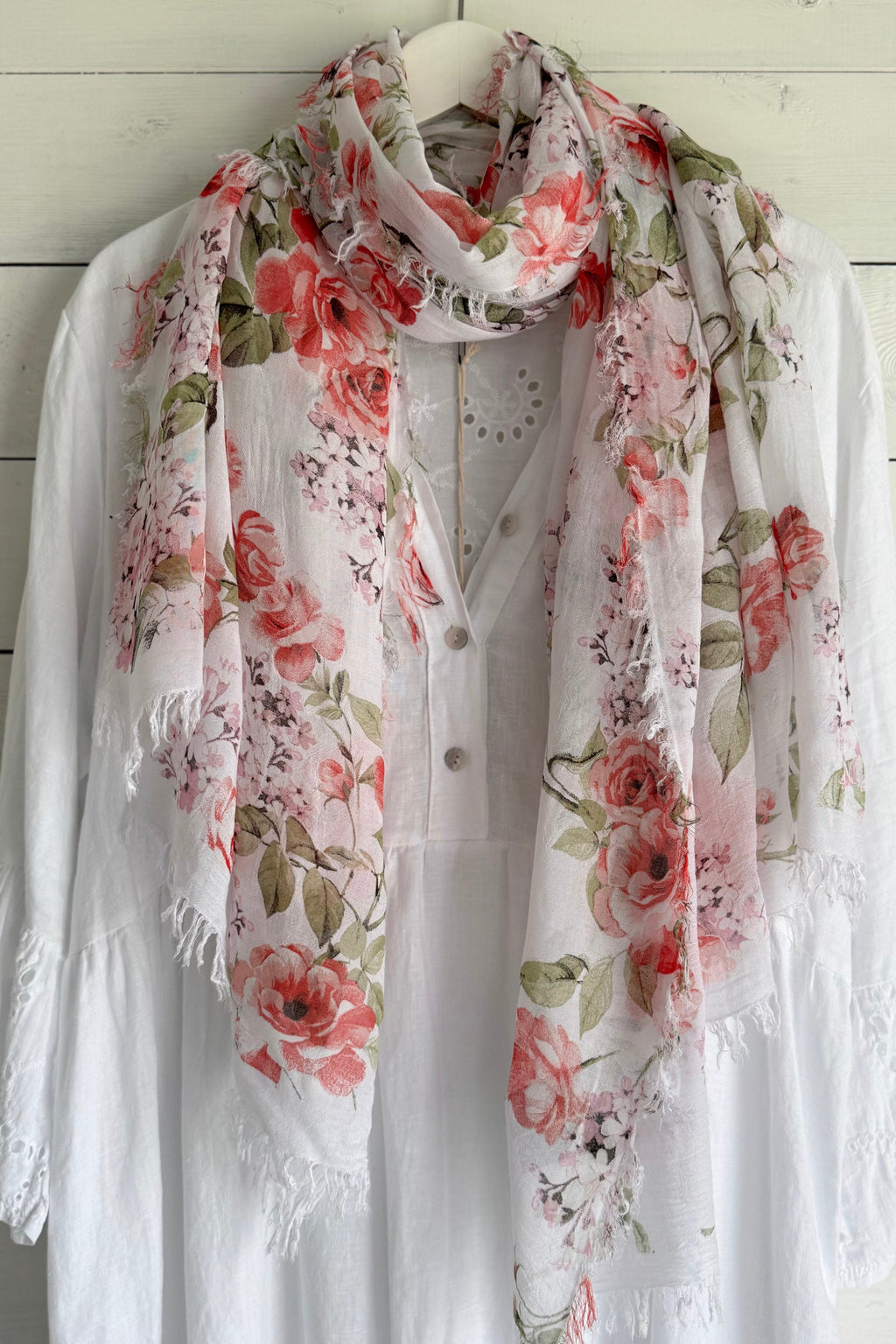 Bamboo scarf, garden flower white – BYPIAS